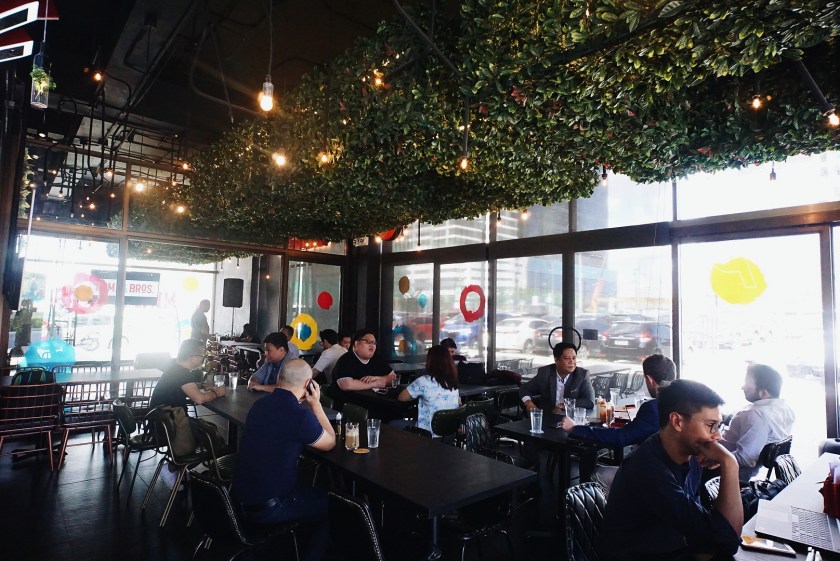 Mimi & Bros – Crossroads, BGC – EATSplorations