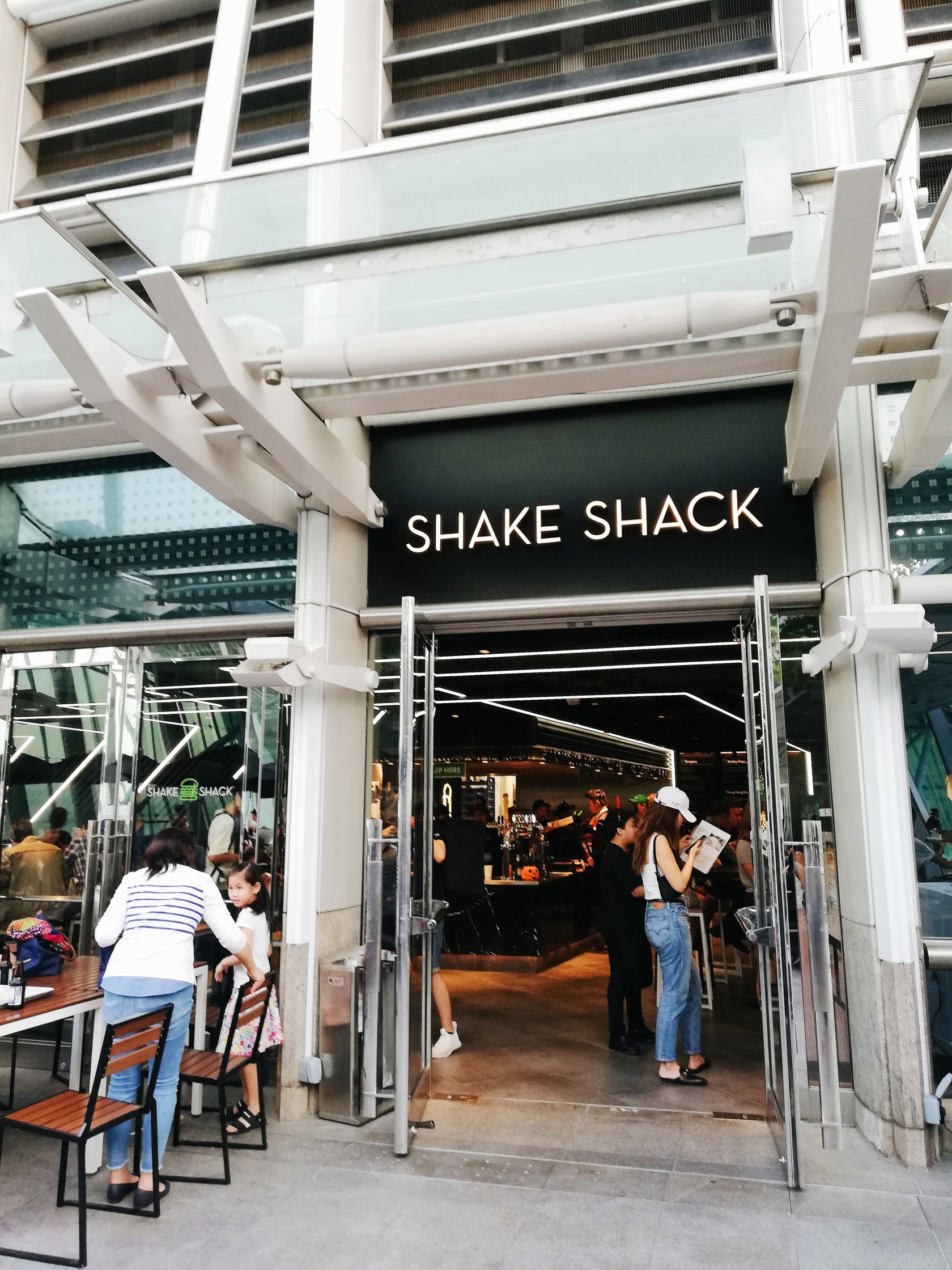 [Hong Kong EATS] Shake Shack – IFC Mall – EATSplorations