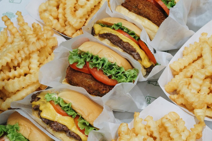 First Bite of Shake Shack Philippines – Central Square, BGC ...