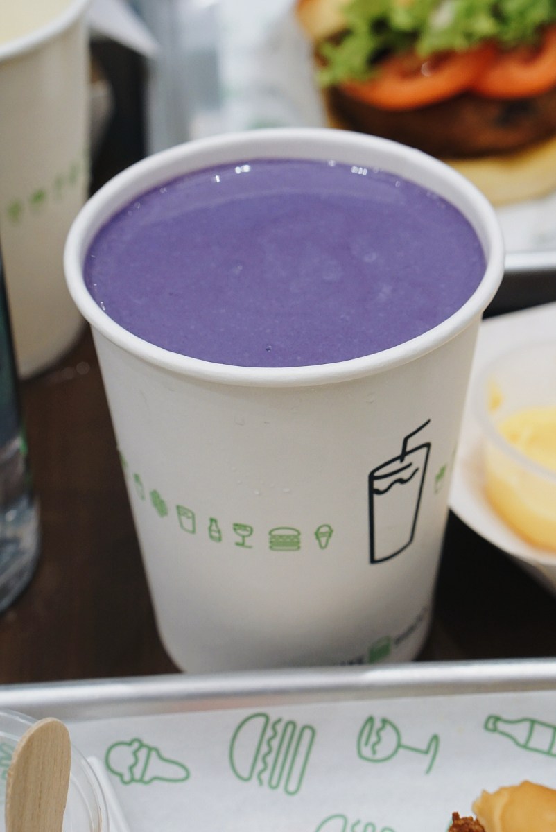 First Bite of Shake Shack Philippines – Central Square, BGC ...