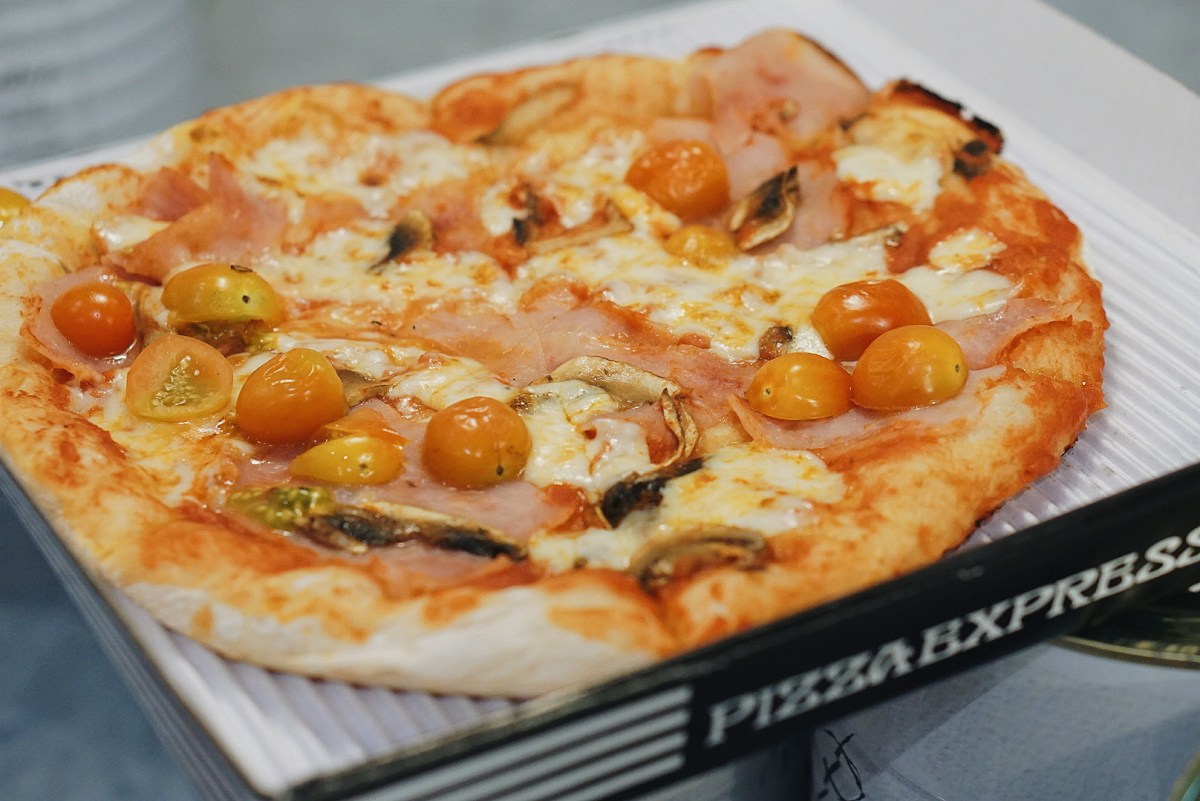 PizzaExpress Philippines at the Mega Fashion Hall – EATSplorations