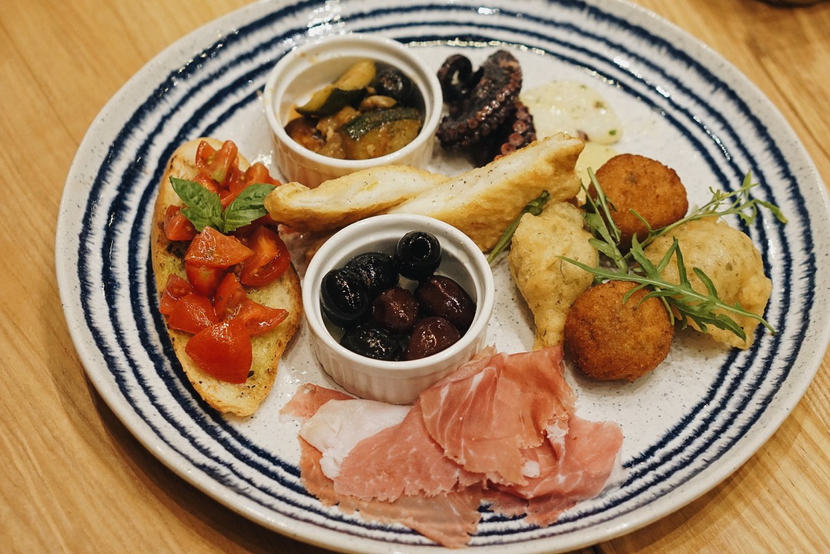 Salvatore Cuomo Cafe at The Podium Mall – EATSplorations